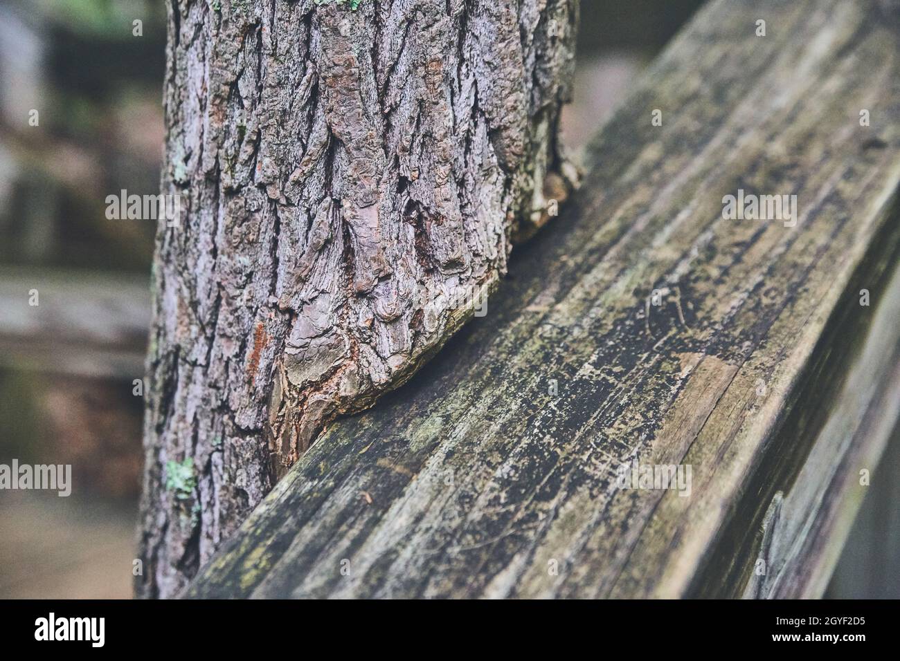 Wood railing detail hi-res stock photography and images - Alamy