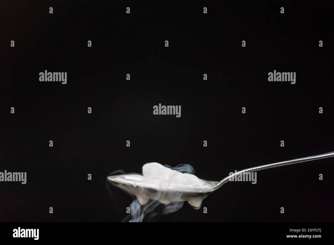 Wave a spoon hi-res stock photography and images - Alamy