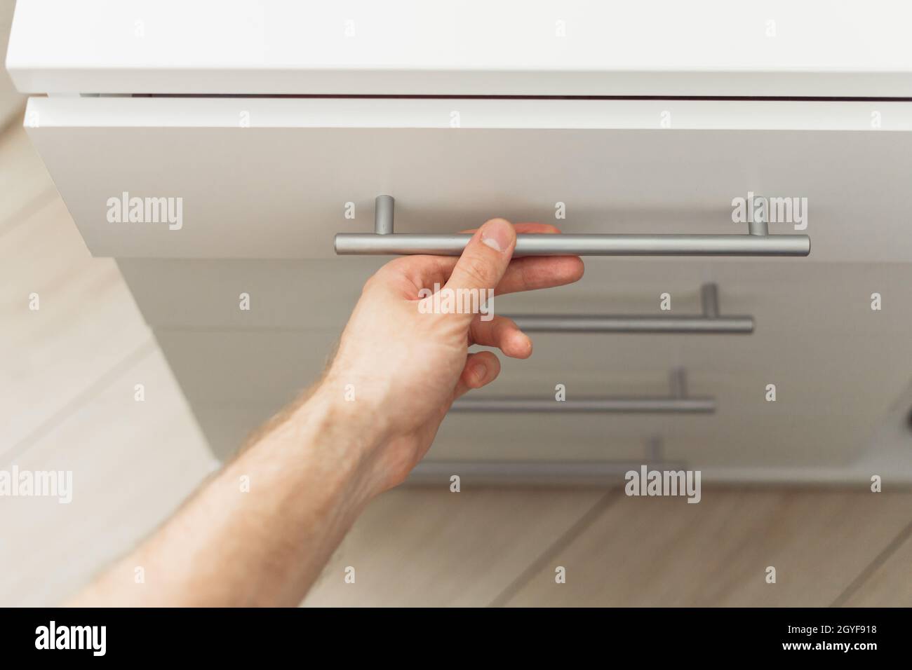 Hand pull hi-res stock photography and images - Alamy