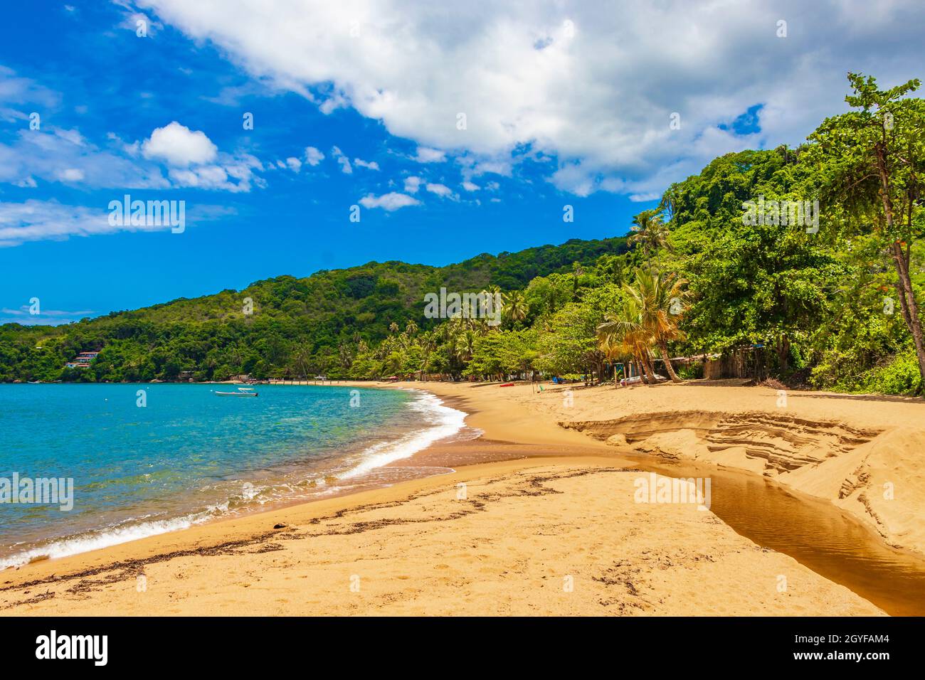 The big tropical island Ilha Grande Praia de Palmas beach in Angra dos ...