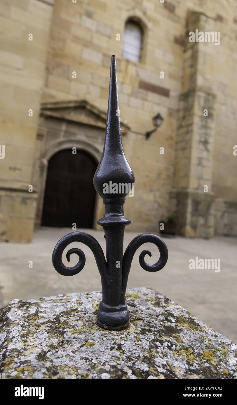 Detail of old wrought iron decoration, metal crafts Stock Photo - Alamy