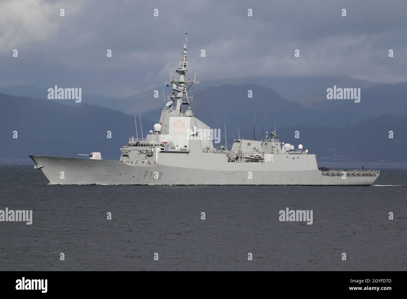 Spanish navy air defense frigate hi-res stock photography and images ...