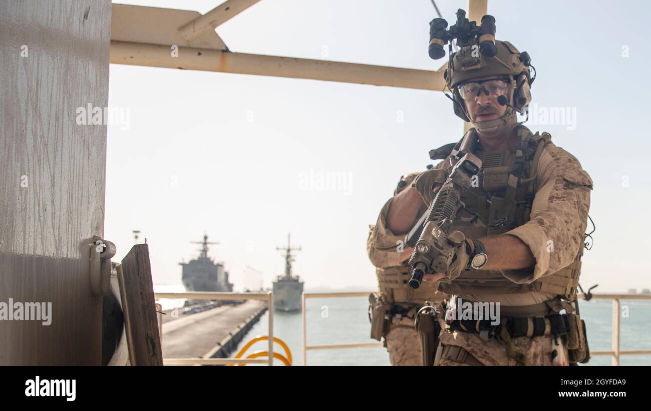 Detachment bahrain hi-res stock photography and images - Alamy