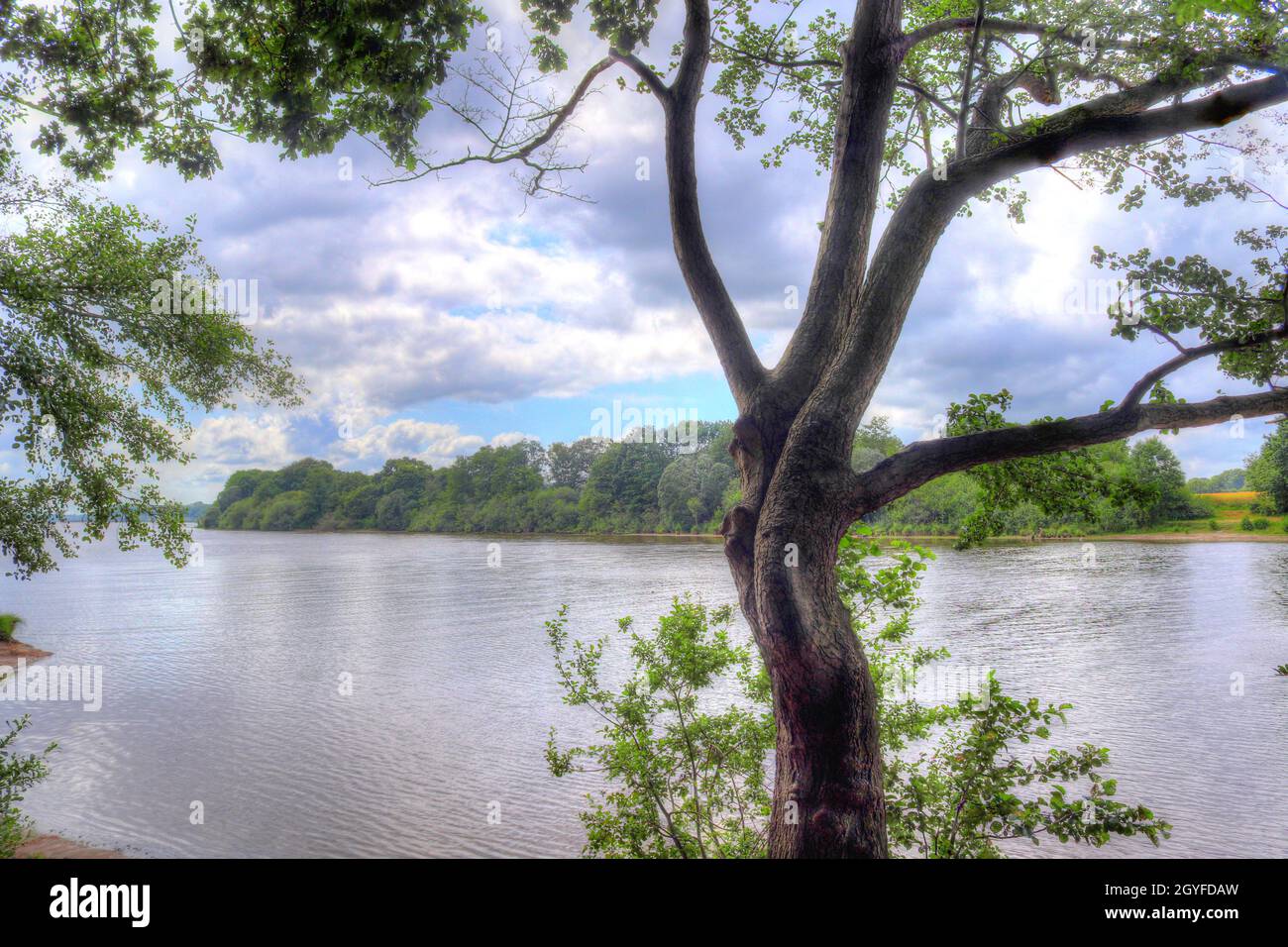 Beautiful landscape at a lake with a reflective water surface Stock ...