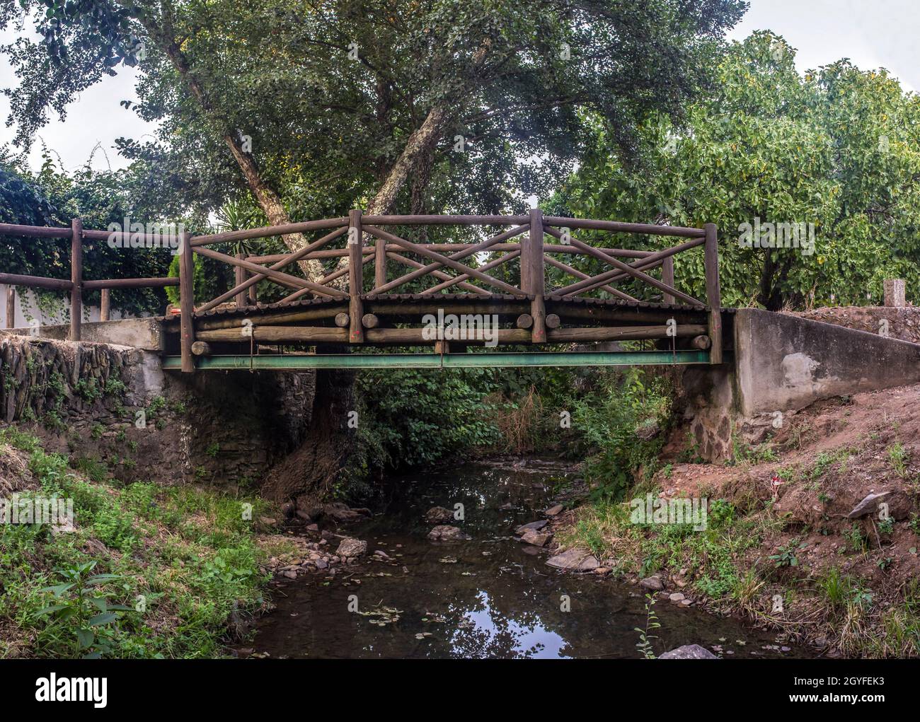 The world shortest international bridge of El Marco. La Codosera ...