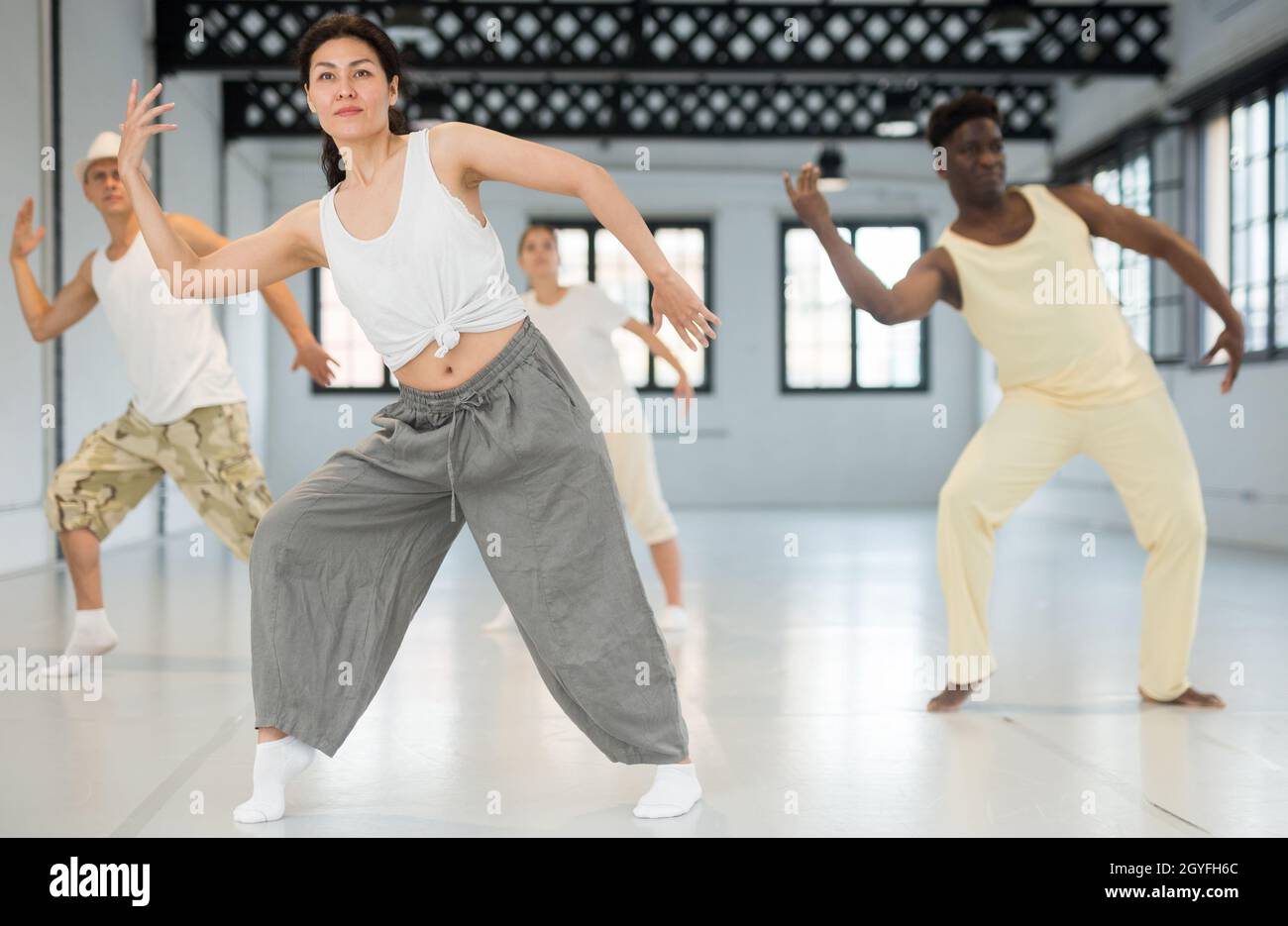 Dancers training modern dance movements Stock Photo - Alamy