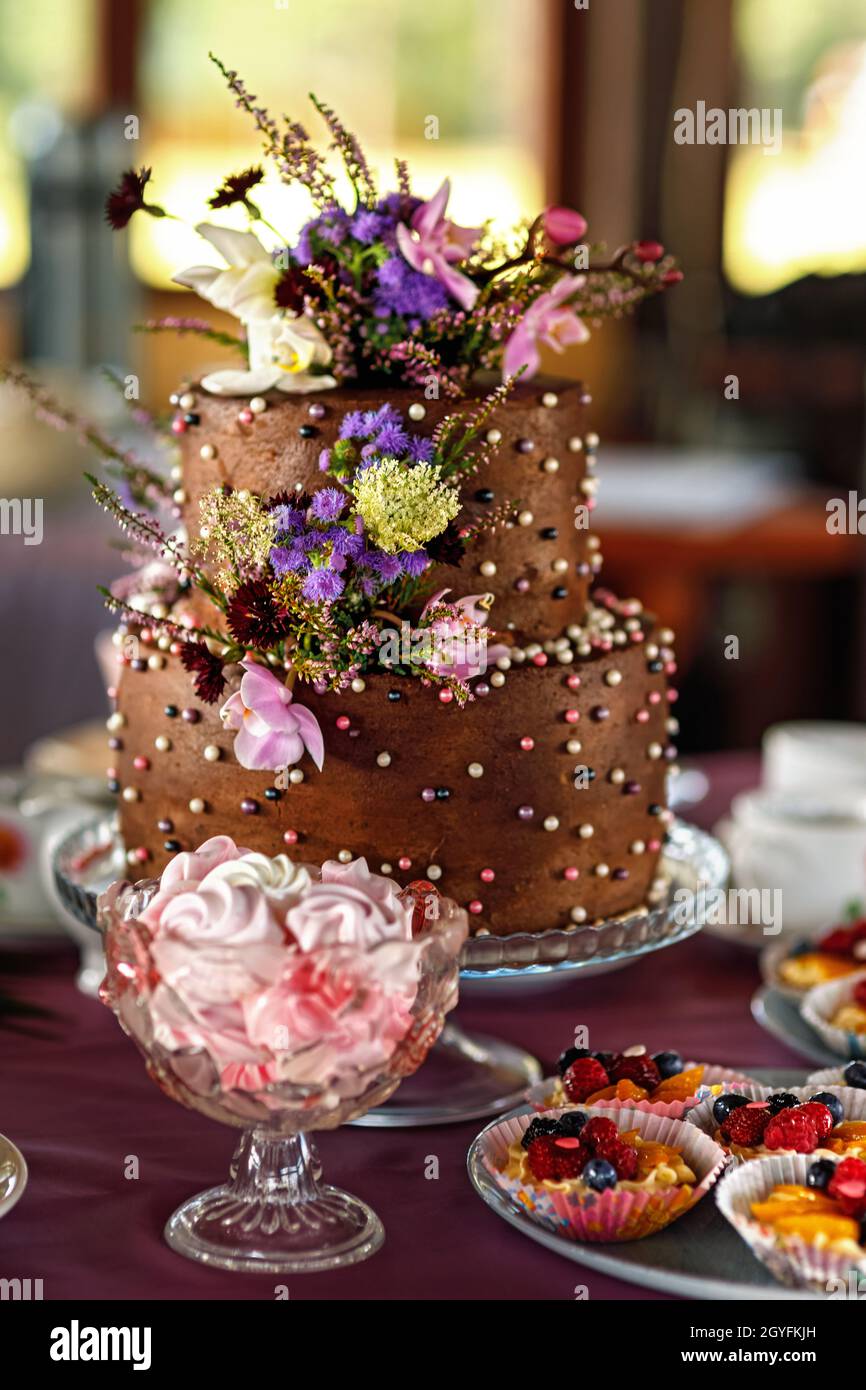 Beautiful Chocolate Wedding Cakes