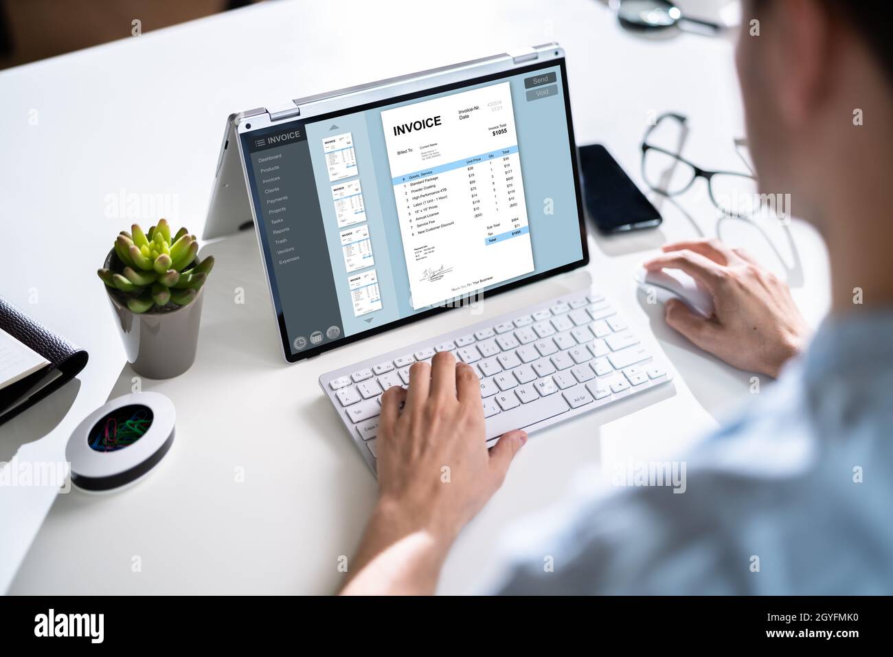E Invoice On Laptop. Online Electronic Bill Management Stock Photo - Alamy
