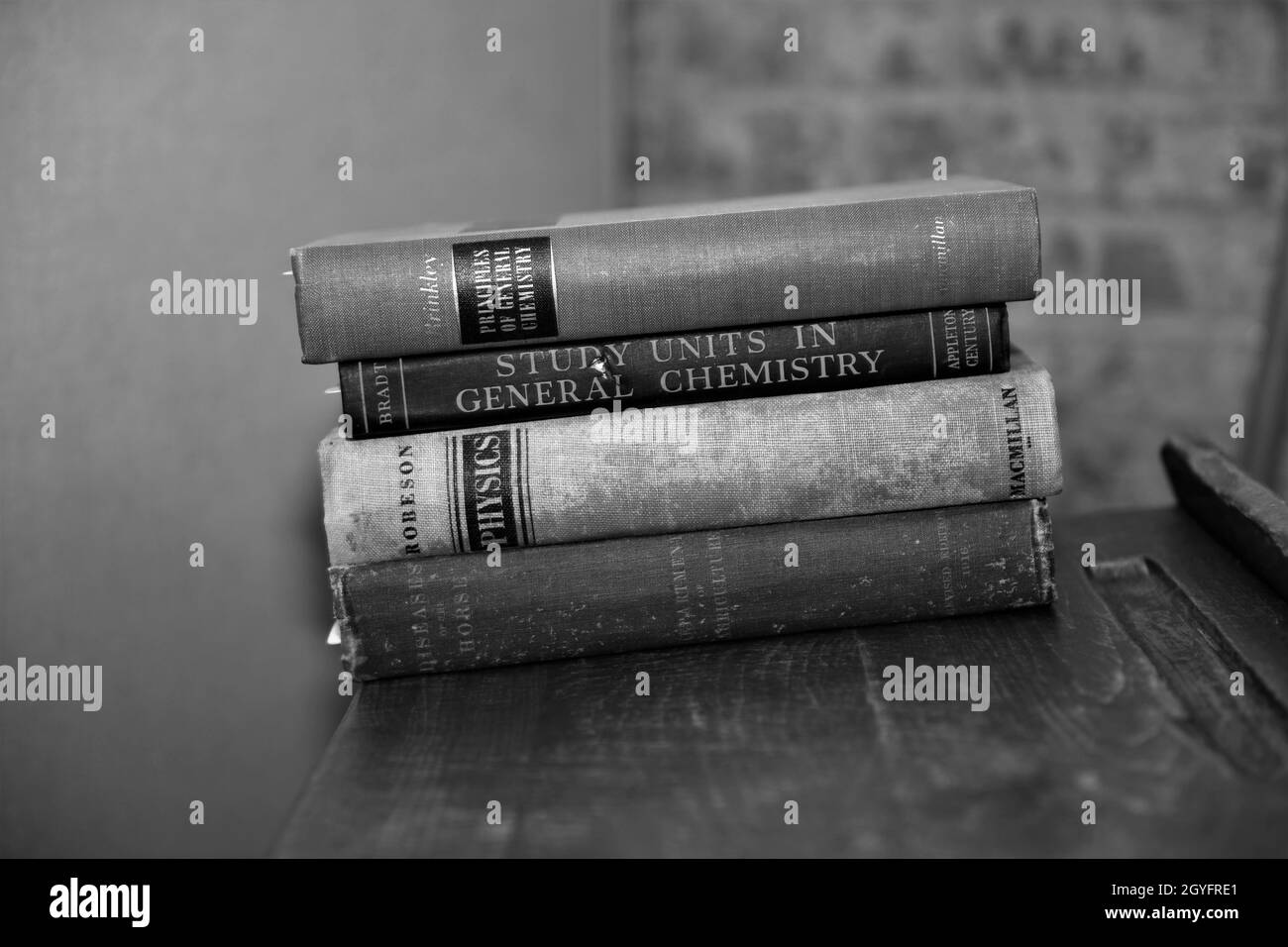 Reading writing arithmetic hi-res stock photography and images - Alamy