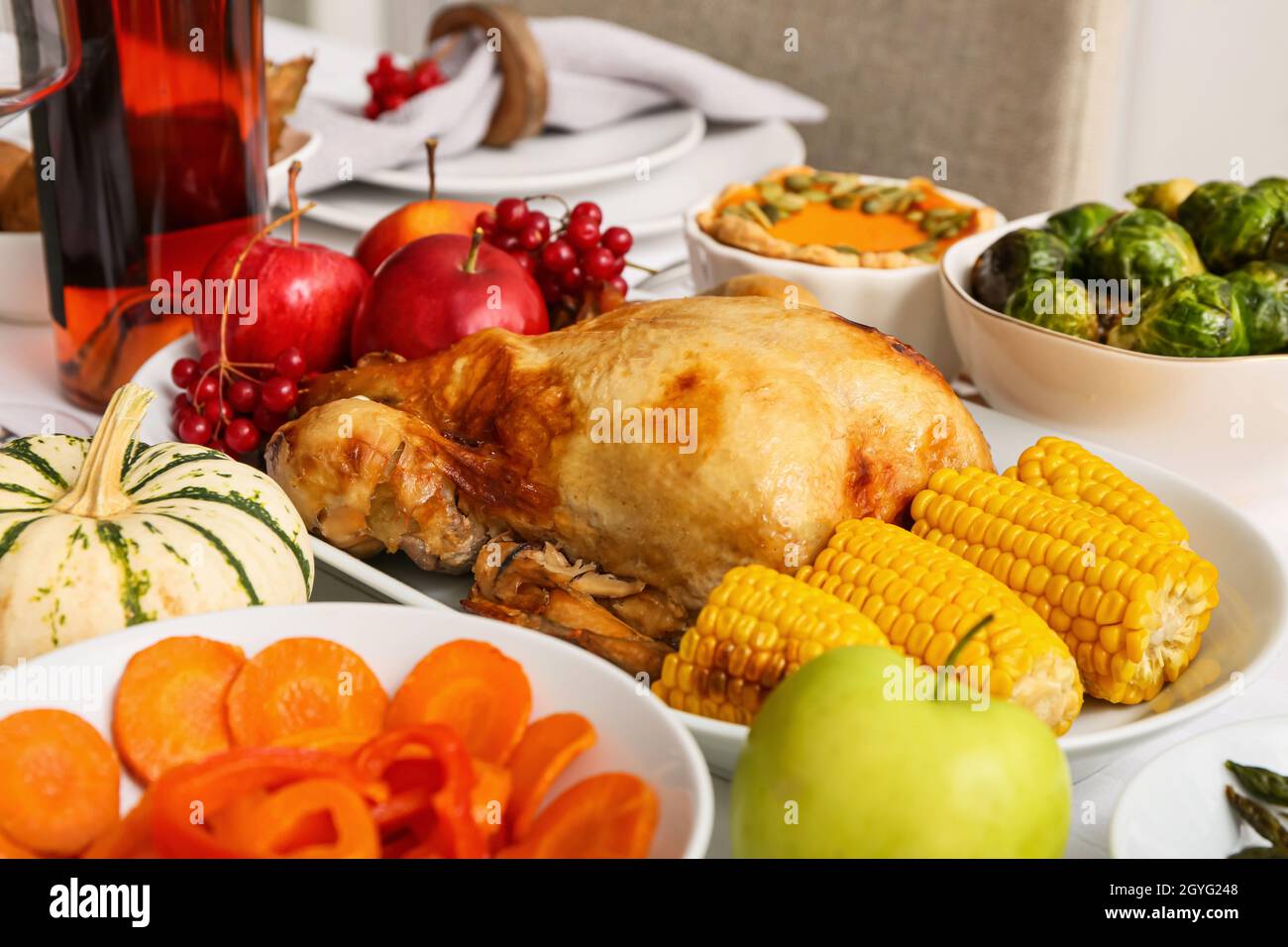 Delicious roasted turkey on table served for Thanksgiving dinner Stock ...
