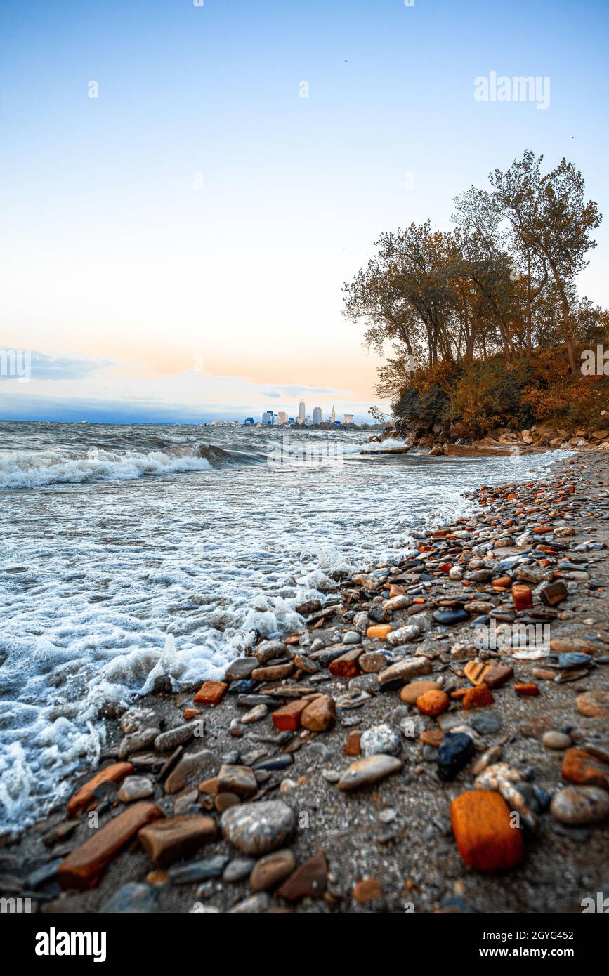 Cleveland metroparks edgewater beach hi-res stock photography and ...