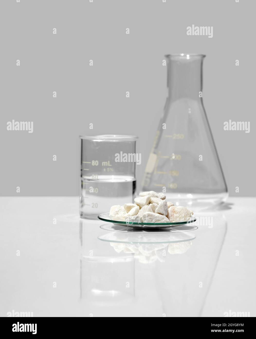 Calcium dioxide hi-res stock photography and images - Alamy