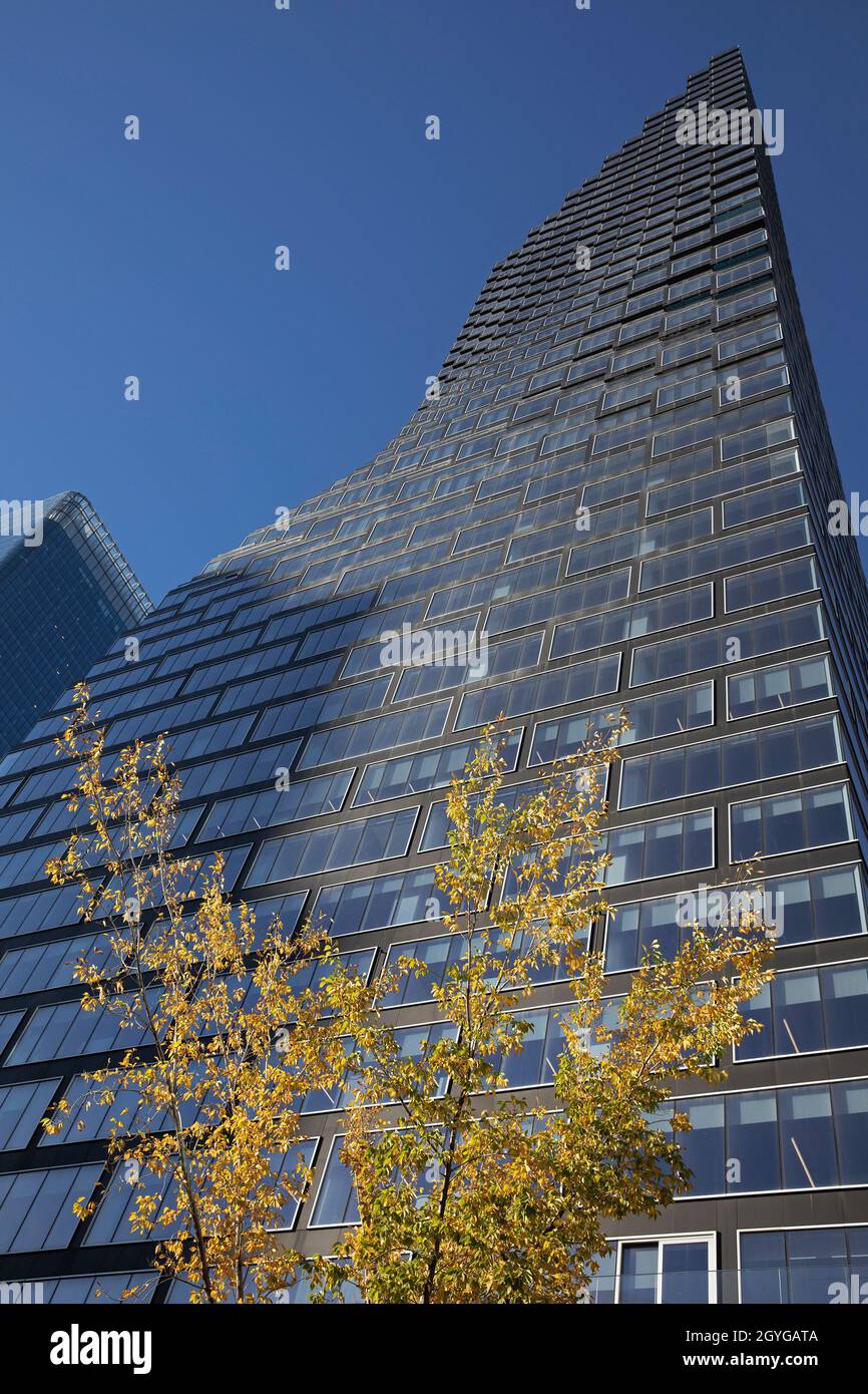 Telus Sky building in downtown Calgary, Canada Stock Photo - Alamy