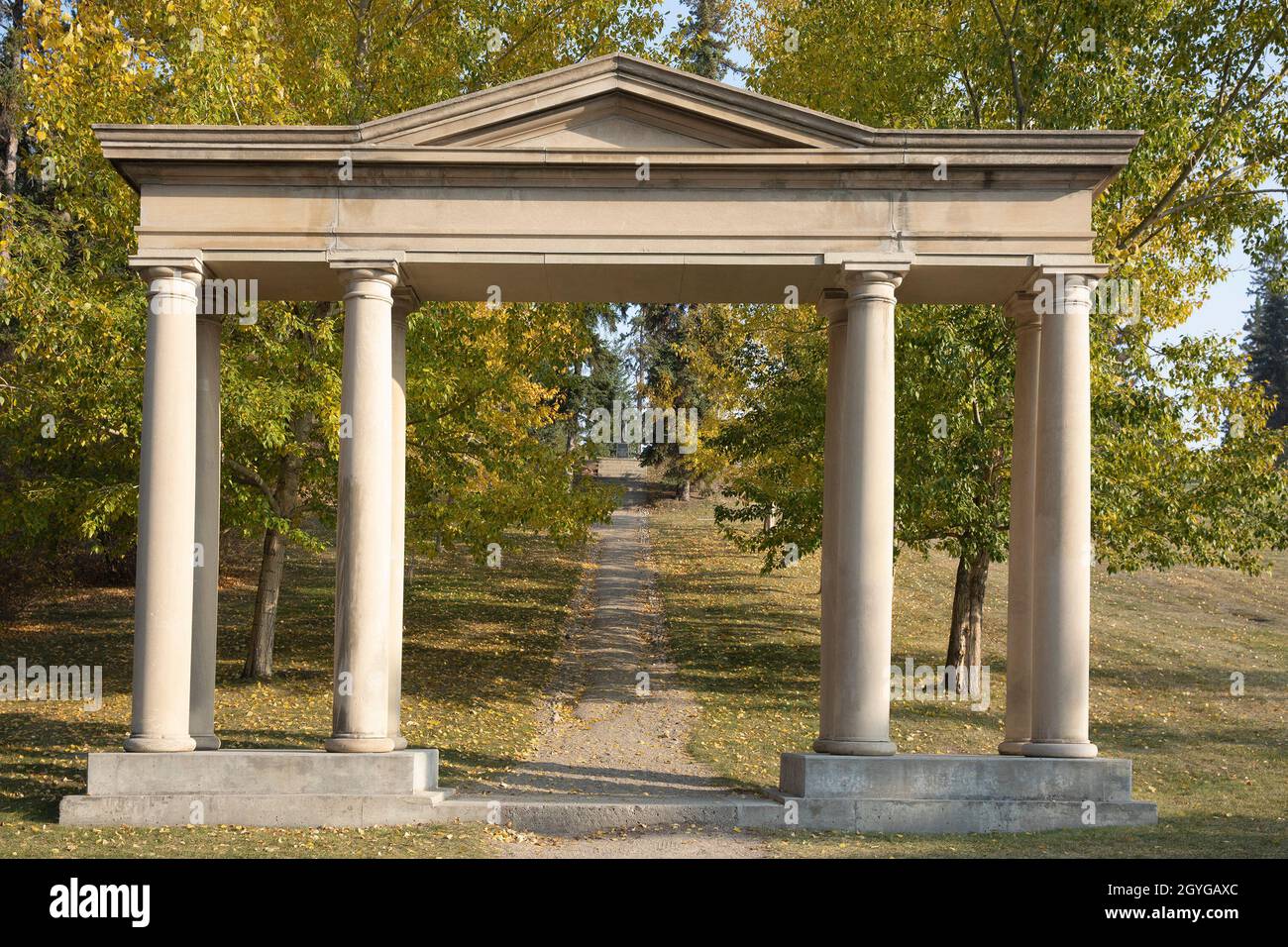 Neoclassical garden hi-res stock photography and images - Alamy
