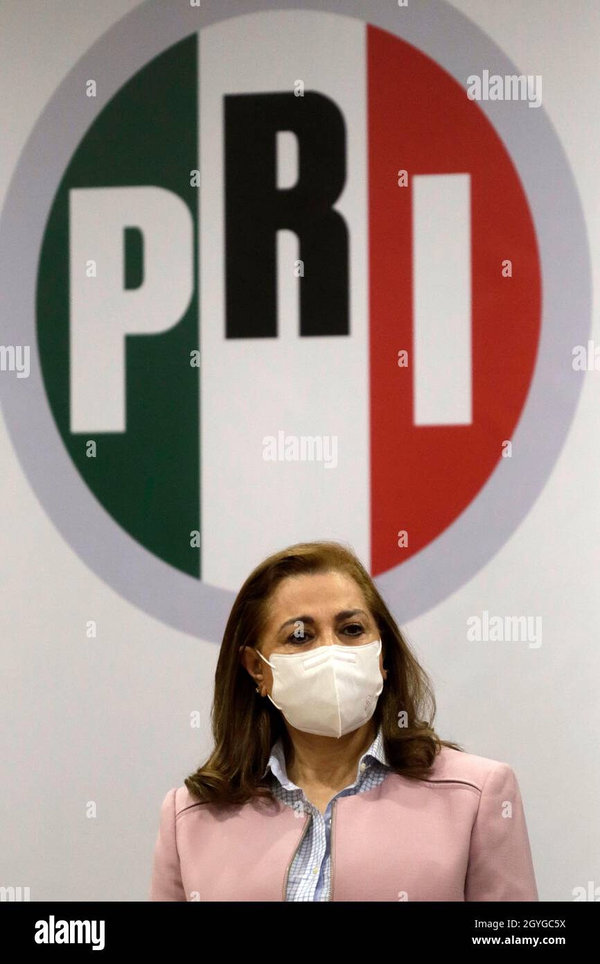 Non Exclusive: The president of the Institutional Revolutionary Party ...