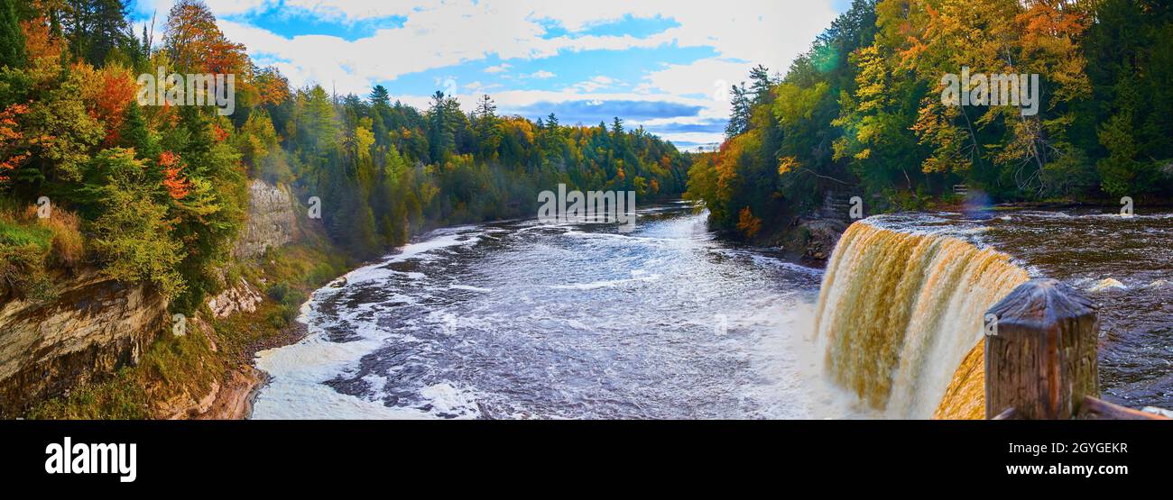 Panorama of river and waterfall at Tahquamenon Falls Stock Photo - Alamy