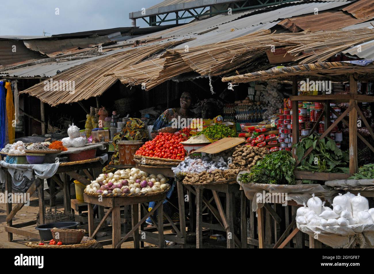 Benin fruit hi-res stock photography and images - Alamy