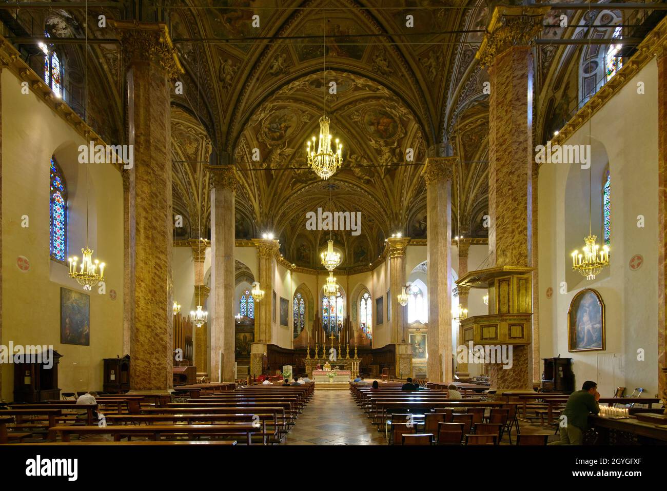Cattedrale di san lorenzo perugia hi-res stock photography and images ...