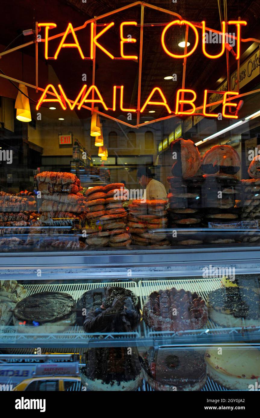 UNITED STATES, NEW YORK, MANHATTAN, BREAKFAST DINER (NEON : TAKE OUT ...