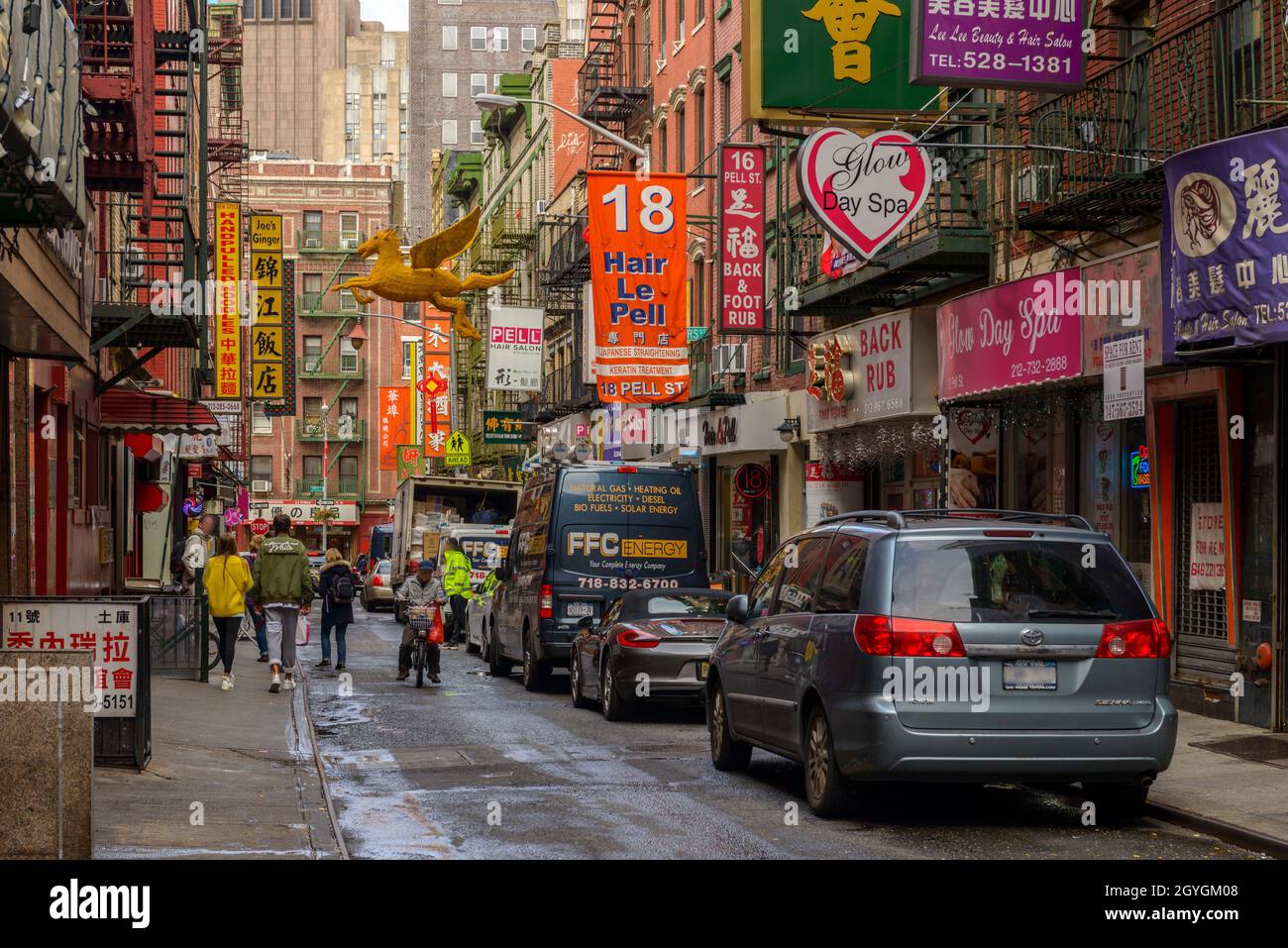 UNITED STATES, NEW YORK, MANHATTAN, PELL STREET IN CHINATOWN Stock ...
