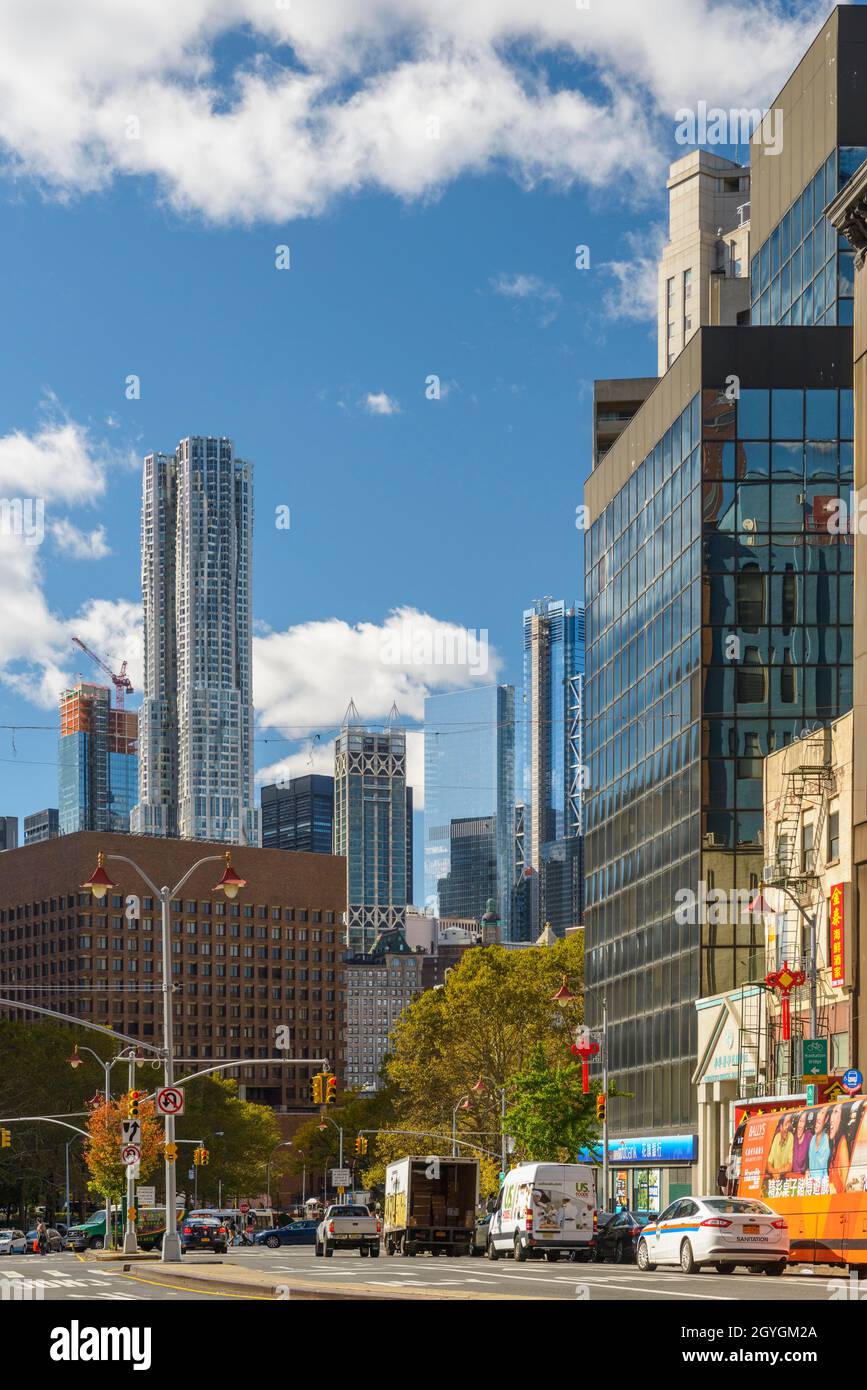 UNITED STATES, NEW YORK, MANHATTAN, CHINATOWN, CHATHAM SQUARE AND ...