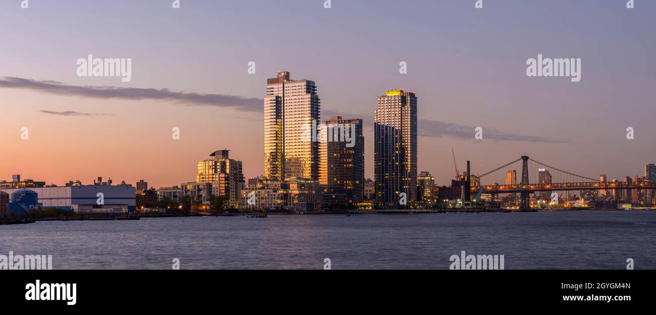 UNITED STATES, NEW YORK, BROOKLYN, WILLIAMSBURG, ONE NORTH FOURTH ...