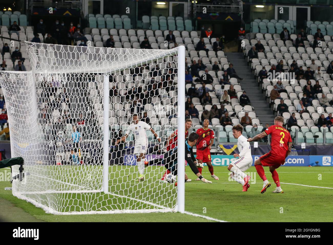 Turin, Italy, 7th October 2021. Antoine Griezmann of France shoots wide ...
