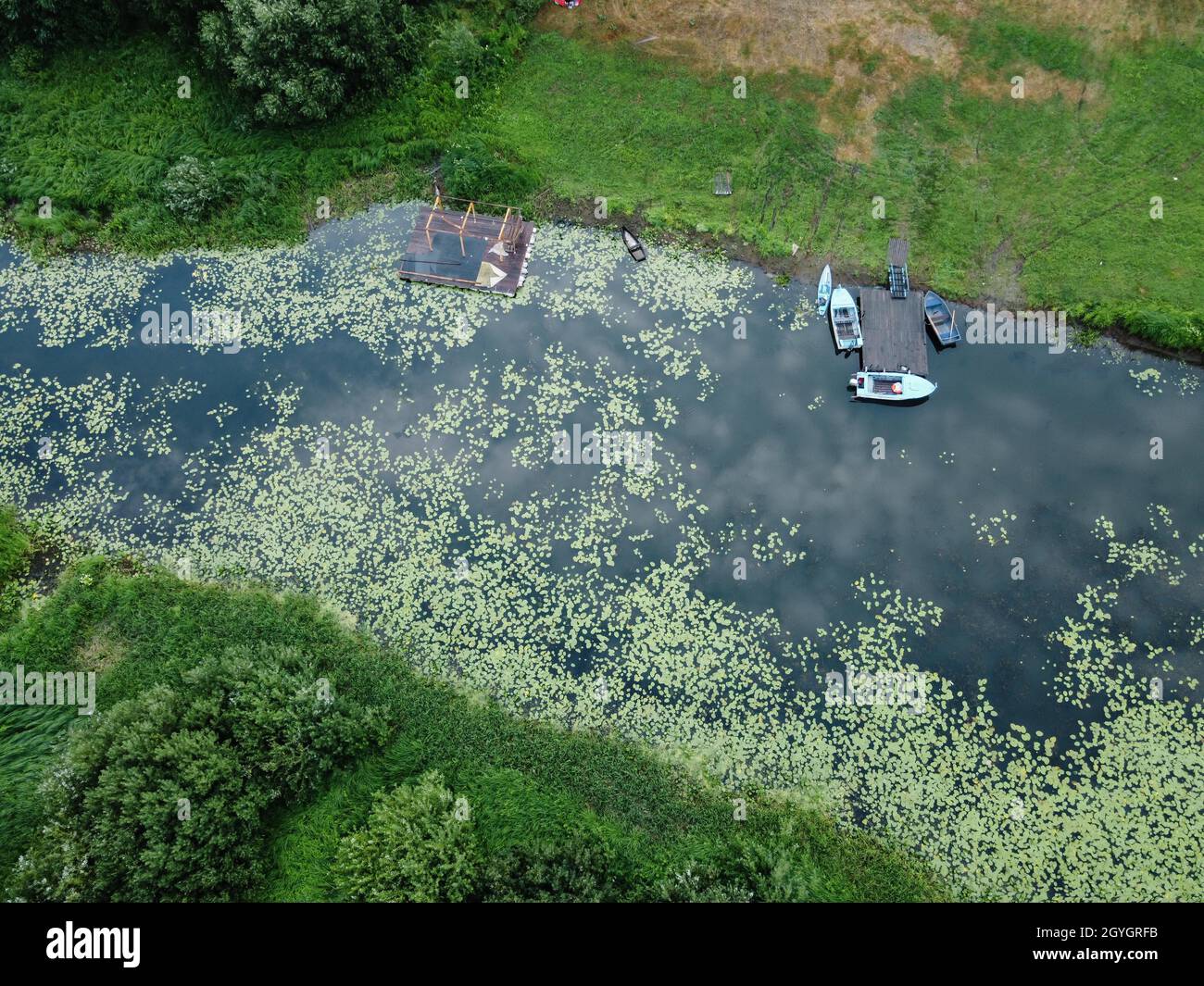 Drone view directly above boats hi-res stock photography and images - Alamy