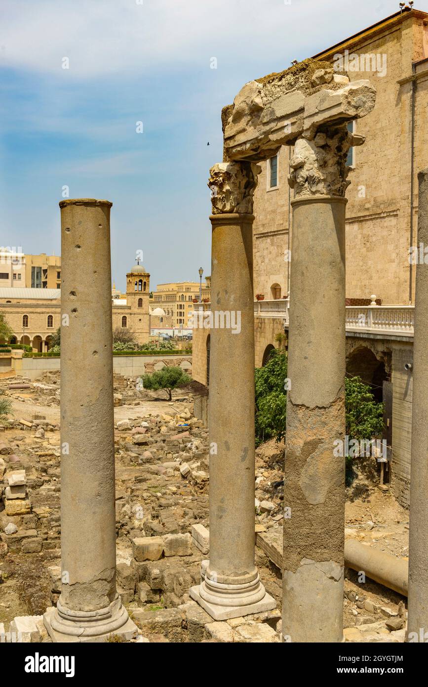 LEBANON, BEIRUT, DOWNTOWN BEIRUT, ROMAN COLUMNS Stock Photo - Alamy