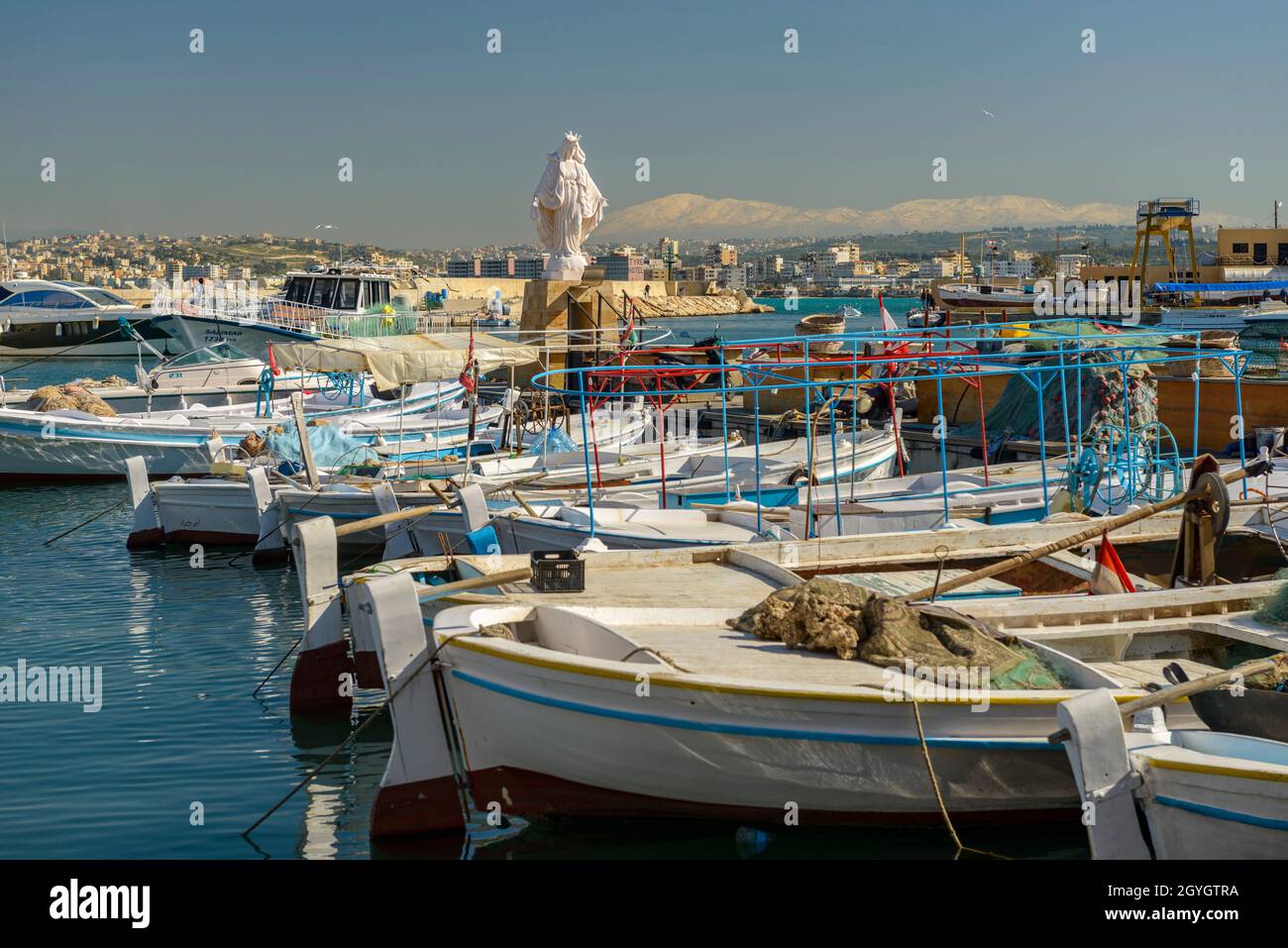 Tyre lebanon harbor hi-res stock photography and images - Alamy