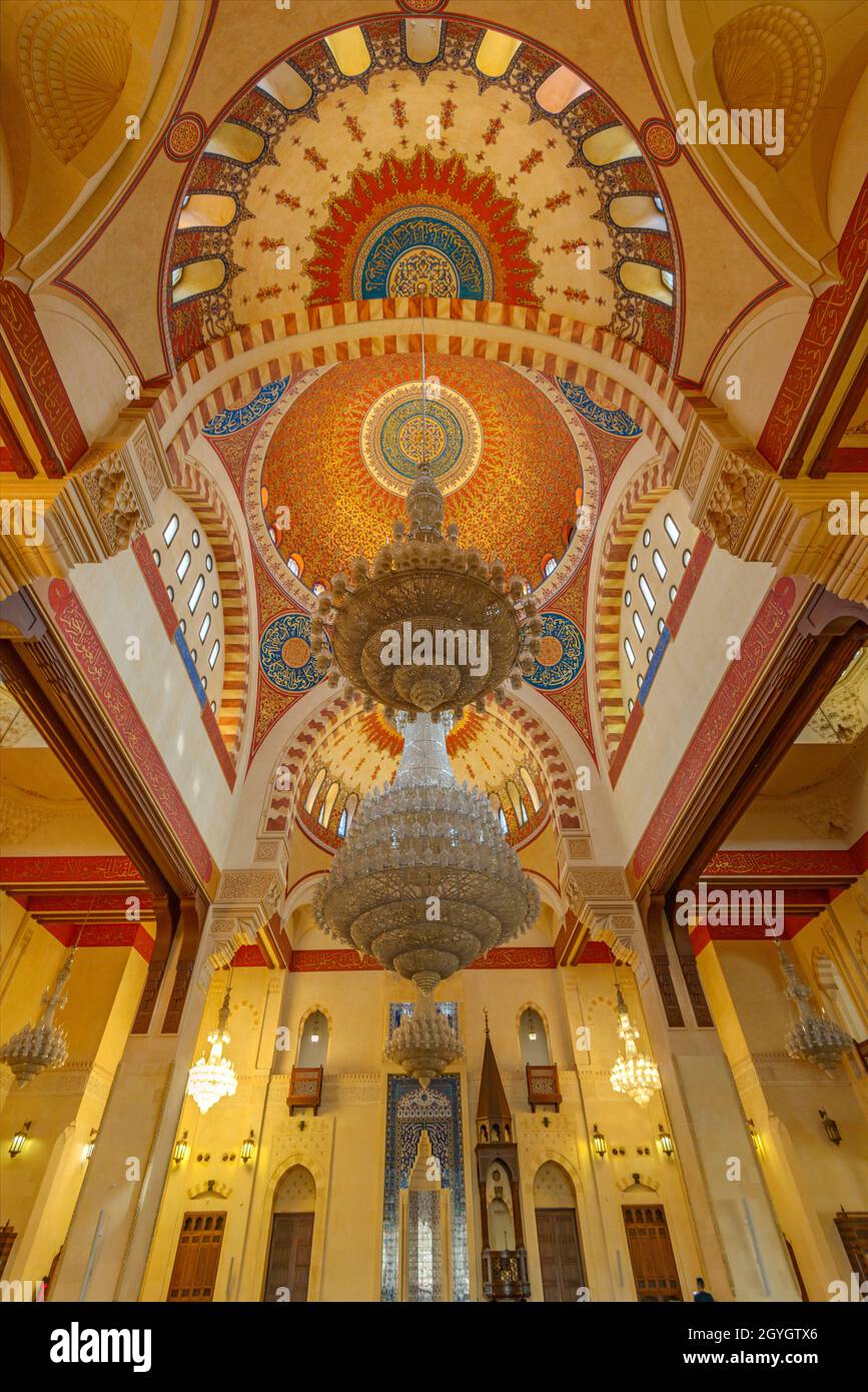 LEBANON, BEIRUT, DOWNTOWN BEIRUT, INTERIOR OF MOHAMMAD AL AMINE MOSQUE ...