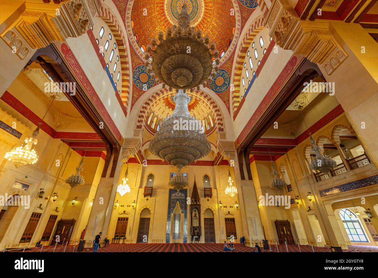 LEBANON, BEIRUT, DOWNTOWN BEIRUT, INTERIOR OF MOHAMMAD AL AMINE MOSQUE ...