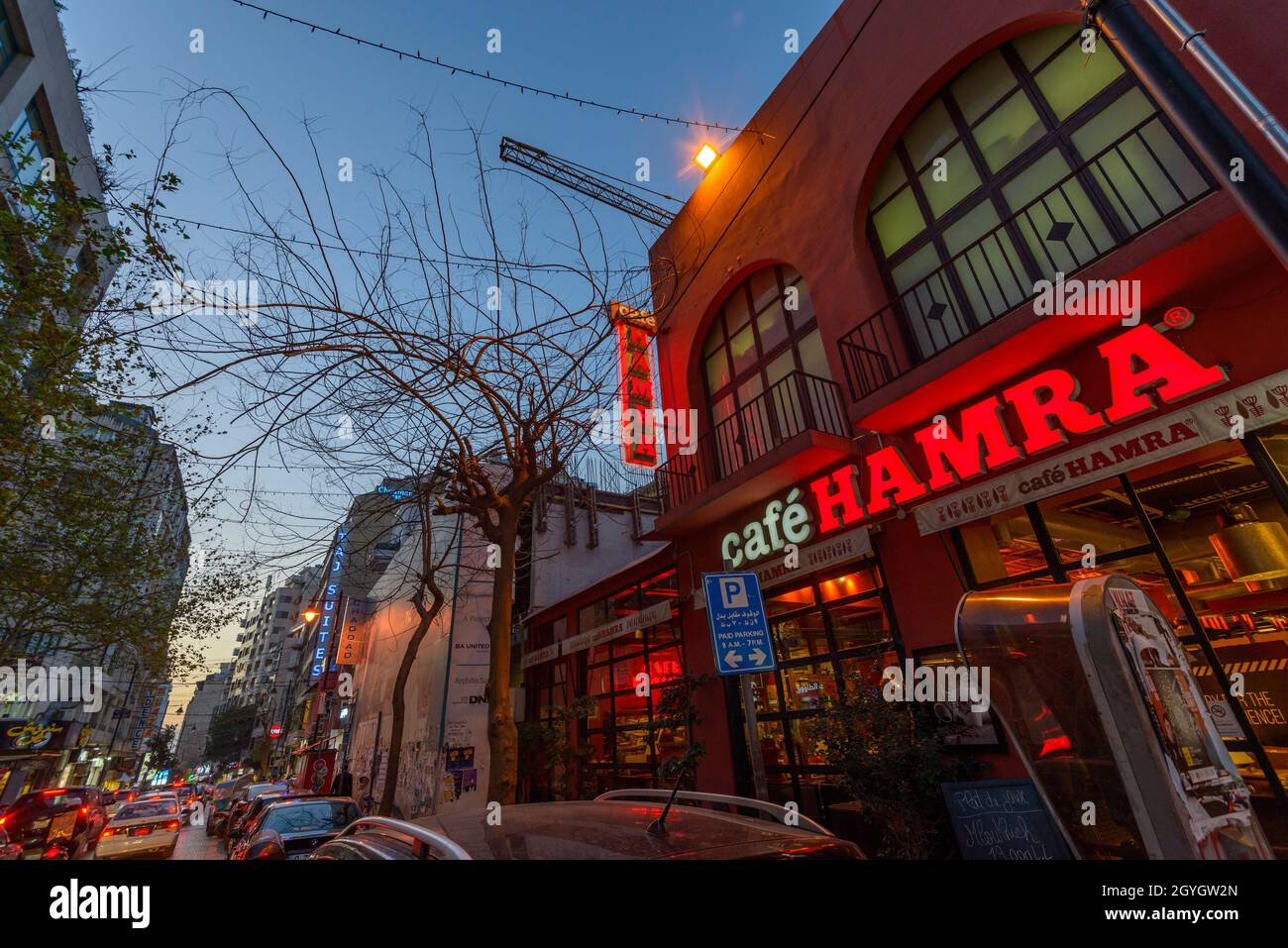 LEBANON, BEIRUT, RAS BEYROUTH, HAMRA STREET, CAF? HAMRA AT NIGHT Stock ...