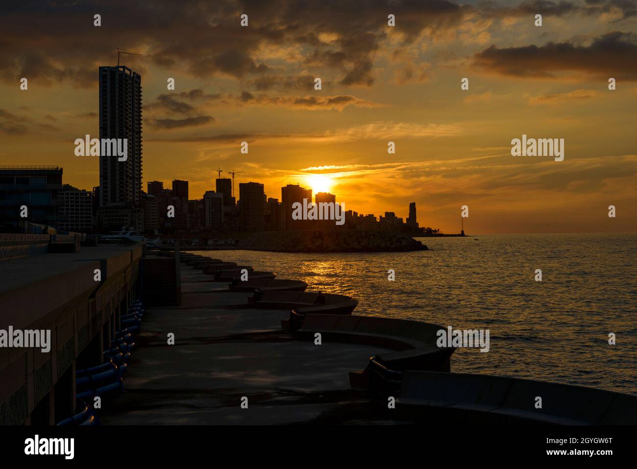 LEBANON, BEIRUT, MARFAA, BEIRUT AT SUNSET VIEW FROM NEW AREA Stock ...