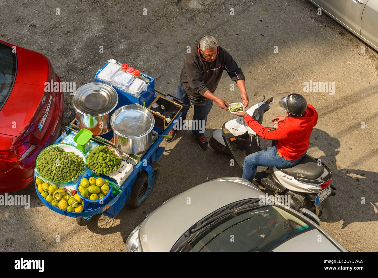 LEBANON, BEIRUT, RAS BEYROUTH, STREET VENDOR OF FRESH ALMONDS IN THE ...