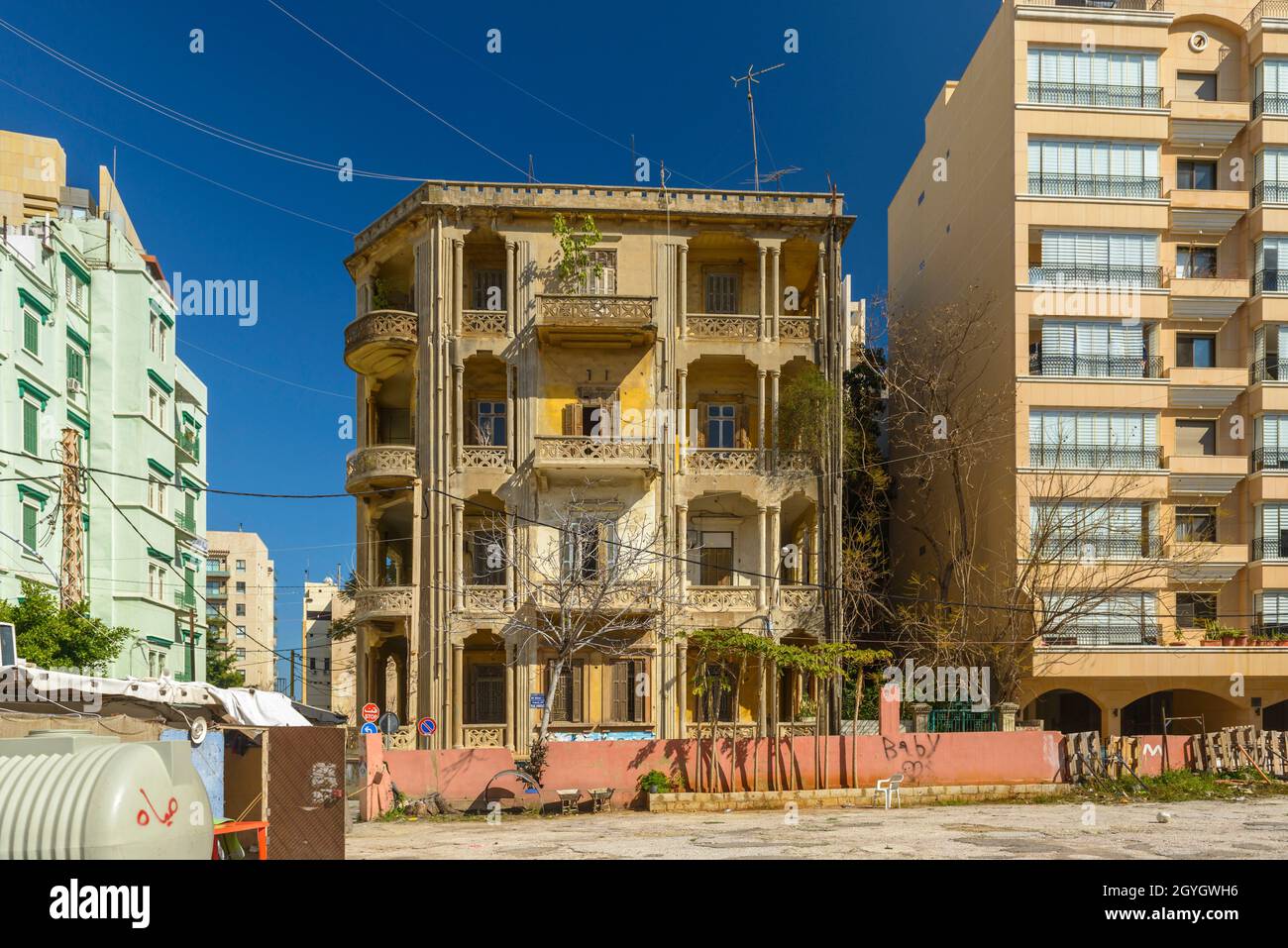 LEBANON, BEIRUT, RAS BEYROUTH, HAMRA, SADAT STREET, ABANDONED ...