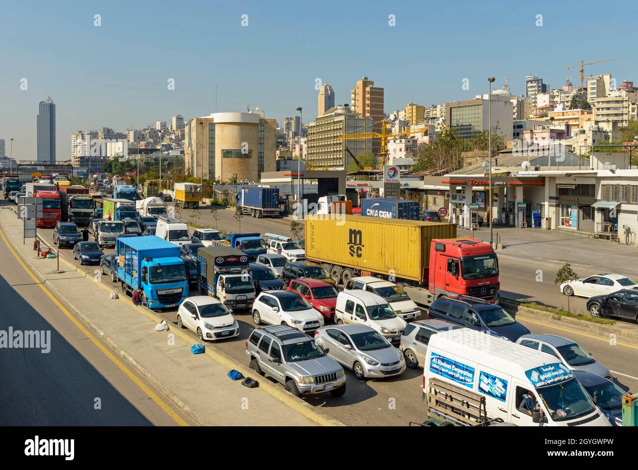 LEBANON, BEIRUT, REMEIL, TRAFFIC JAM ON THE FAST TRACK EMILE LAHOUD ...