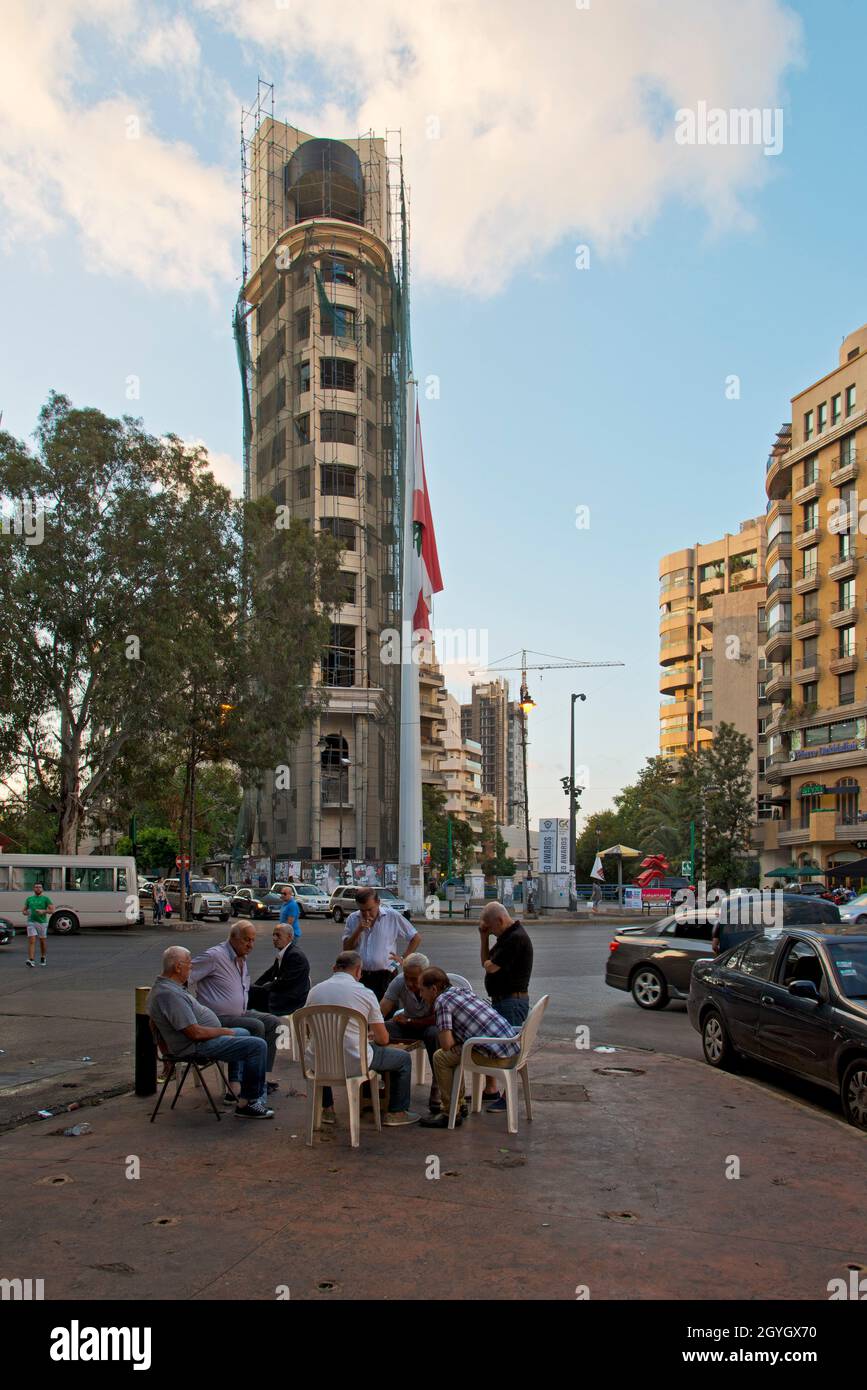 Sassine square hi-res stock photography and images - Alamy