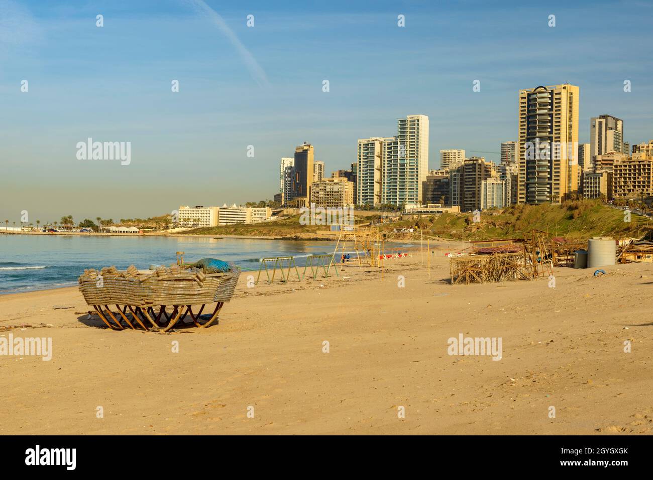 LEBANON, BEIRUT, MOUSSAITBE, UNESCO, RAMLEH AL BAYDA PUBLIC BEACH Stock ...
