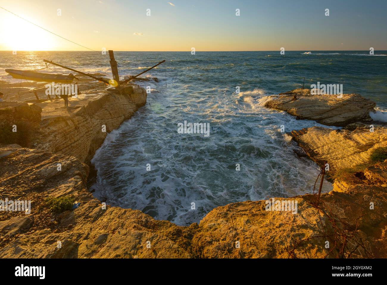 LEBANON, BEIRUT, RAS BEYROUTH, EL DELIE - ROUCHE, SMALL PORT FOR THE ...