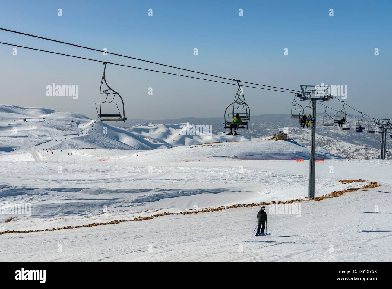 LEBANON, MOUNT LEBANON, MZAAR KFARDEBIAN, MZAAR SKI RESORT KFARDEBIAN ...