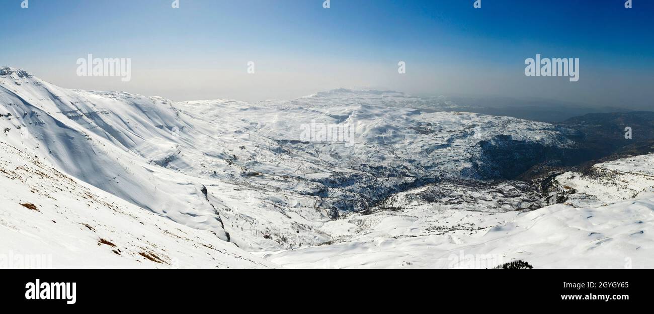 LEBANON, MOUNT LEBANON, MZAAR KFARDEBIAN, VIEW FROM THE TOP OF THE SKI ...