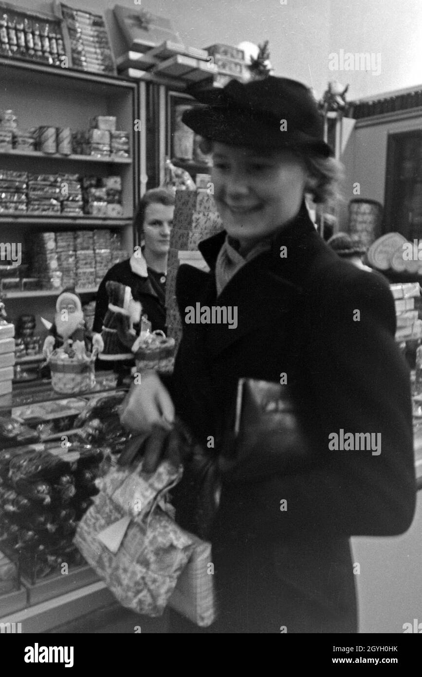 1930s sweets hi-res stock photography and images - Alamy