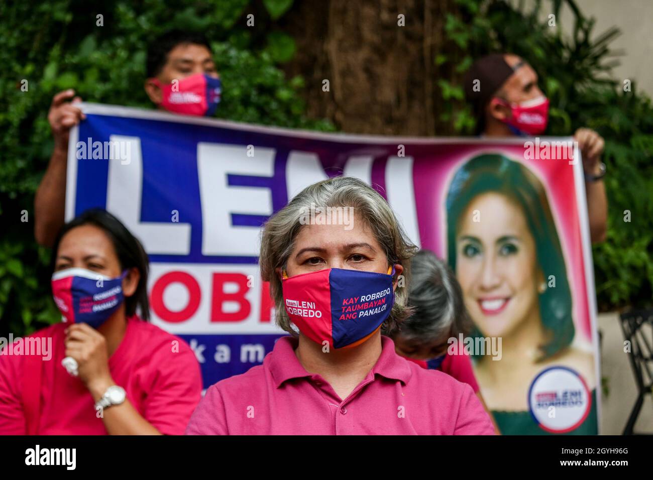 Quezon City, Metro Manila, Philippines. 8th October 2021. Supporters ...