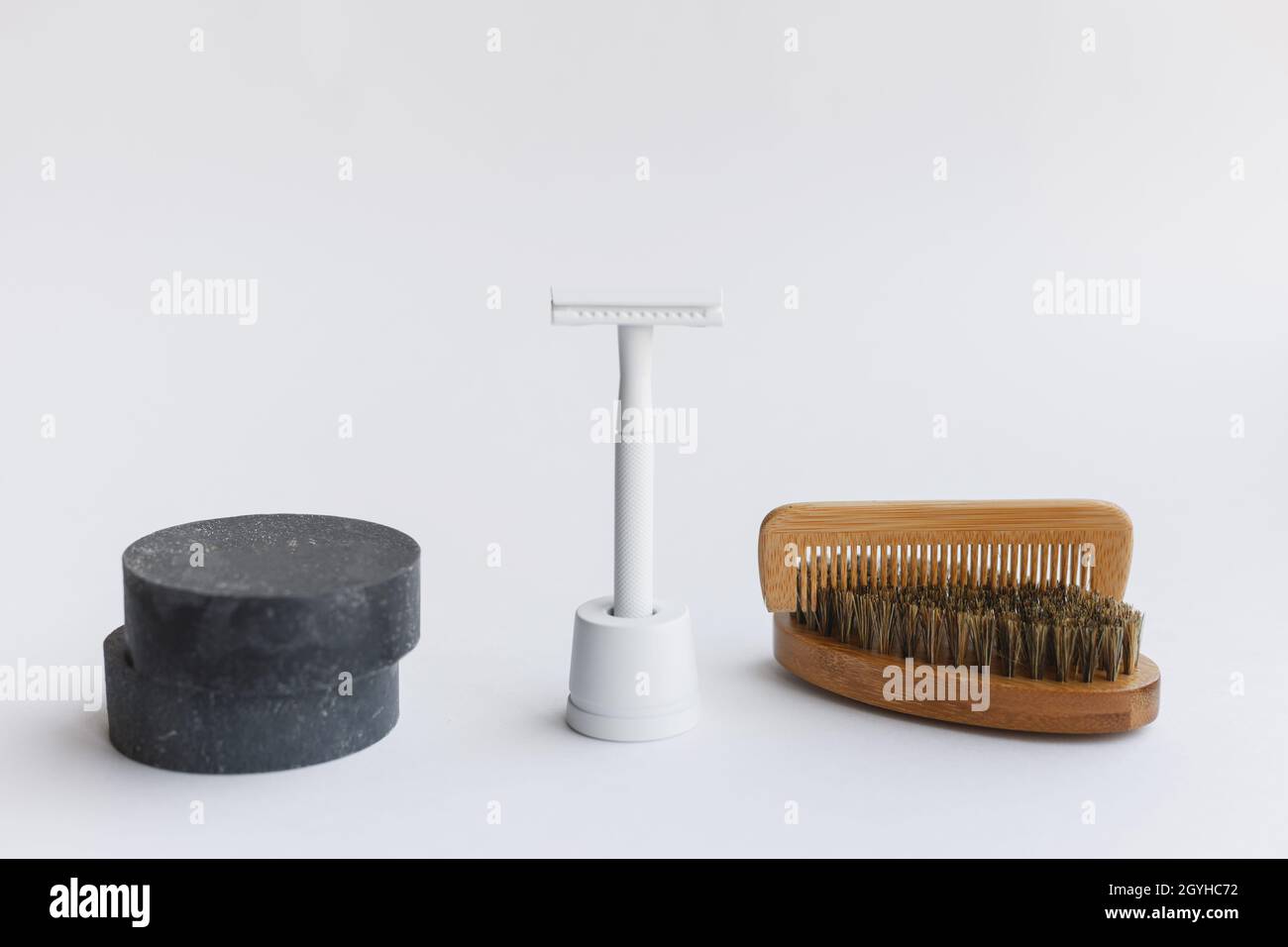Vintage shaving set razor hi-res stock photography and images - Alamy