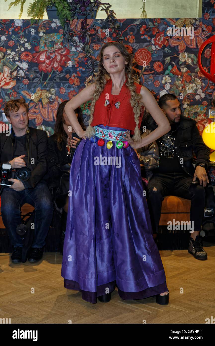 Paris, France. 6th Oct, 2021. A model dressed by Korean fashion ...