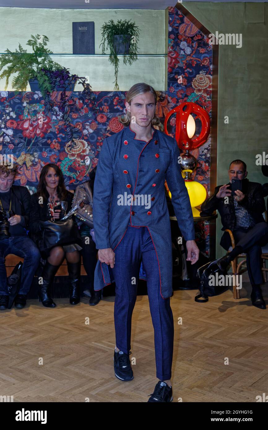 Paris, France. 6th Oct, 2021. Model Pierrot Muller dressed by Korean ...
