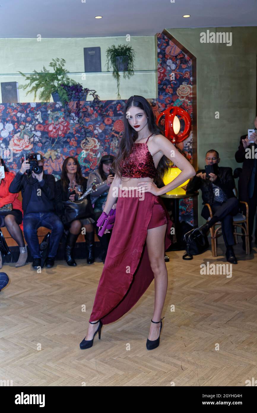 Paris, France. 6th Oct, 2021. A model dressed by Korean fashion ...