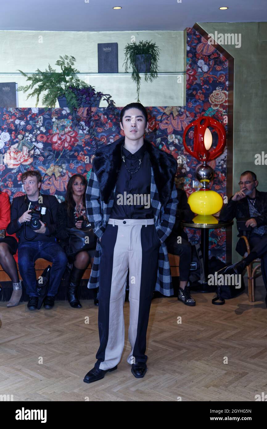 Paris, France. 6th Oct, 2021. A model dressed by Korean fashion ...