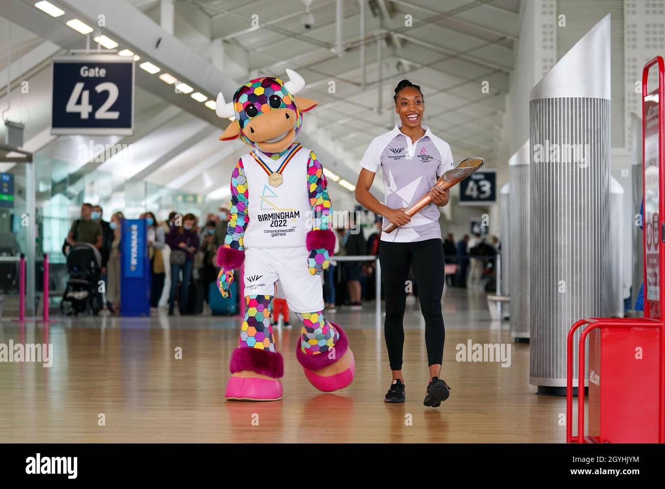 England netball international Layla Guscoth with the Commonwealth Games ...